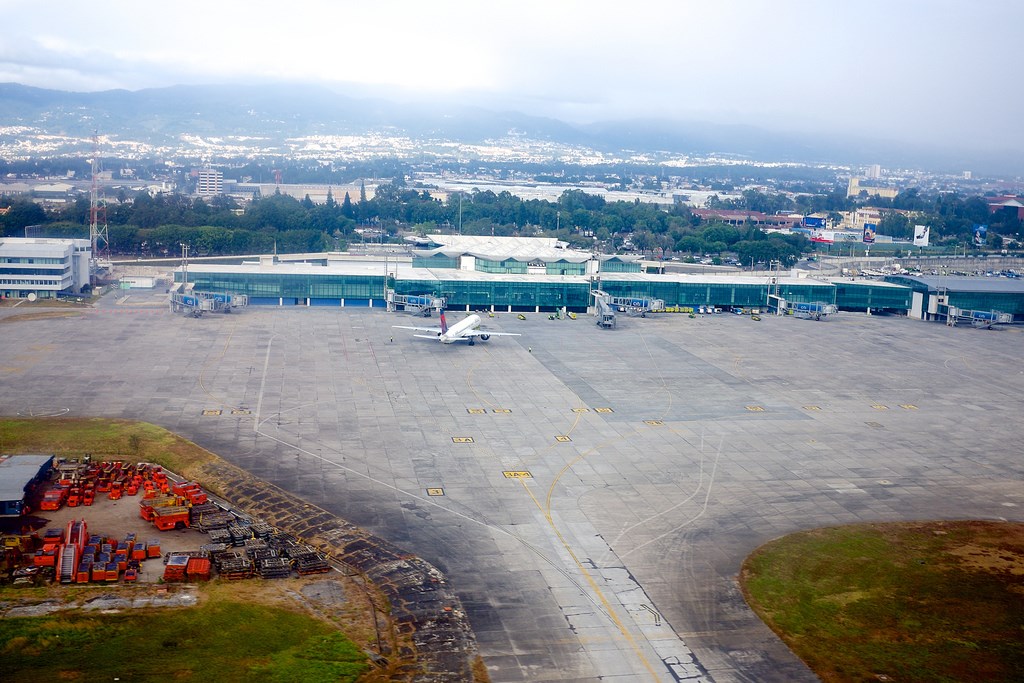 Aeropuerto La Aurora Megaconstrucciones Extreme Engineering Aeropuerto La Aurora Megaconstrucciones Extreme Engineering